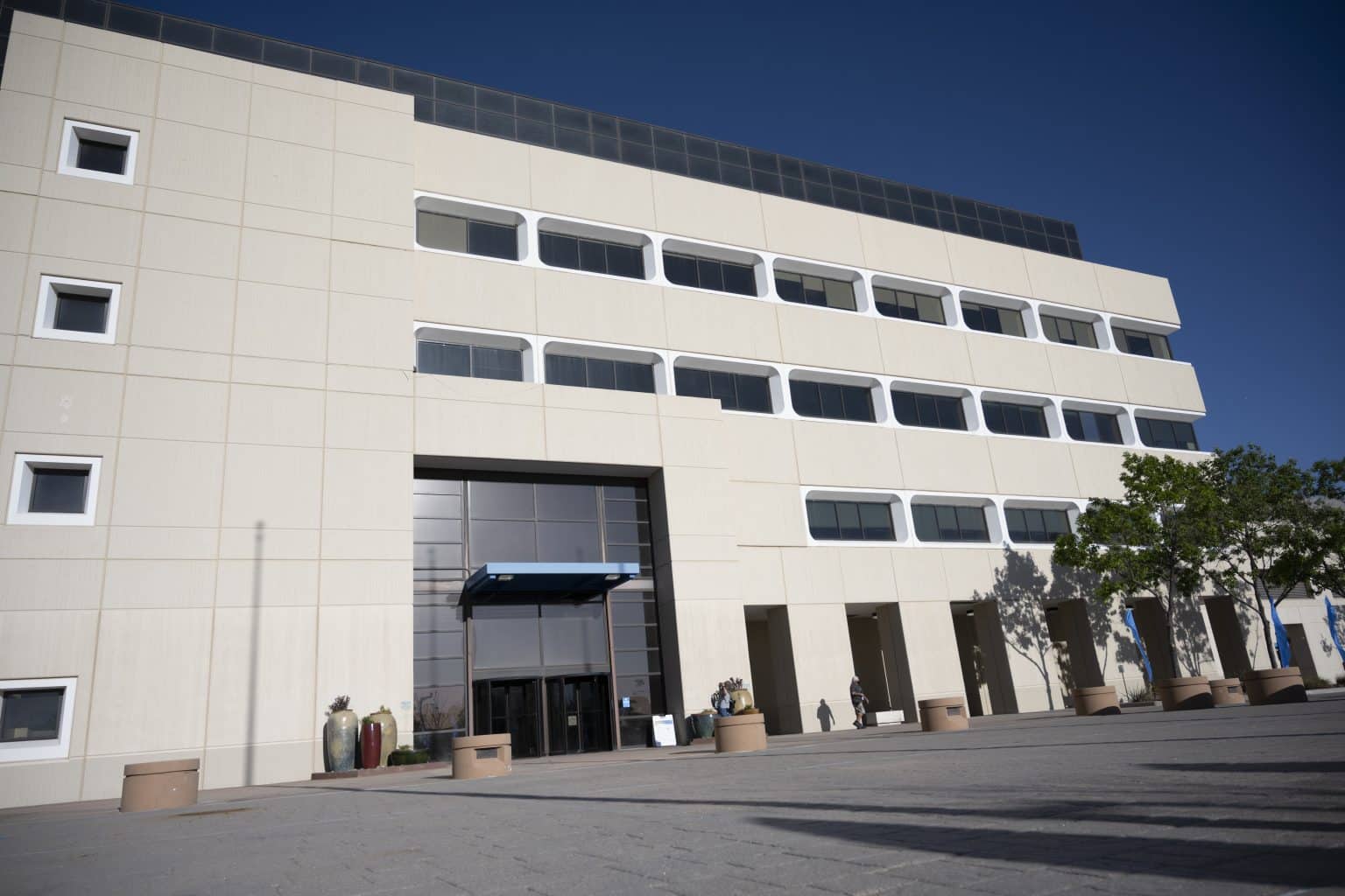 New Mexico Applauds Intel's $3.5 Billion Expansion in Rio Rancho - New ...